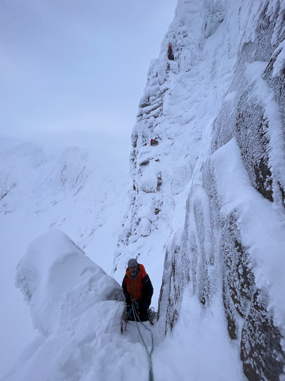 Black Diamond Capitan Helmet Review – Climbing Gear Reviews