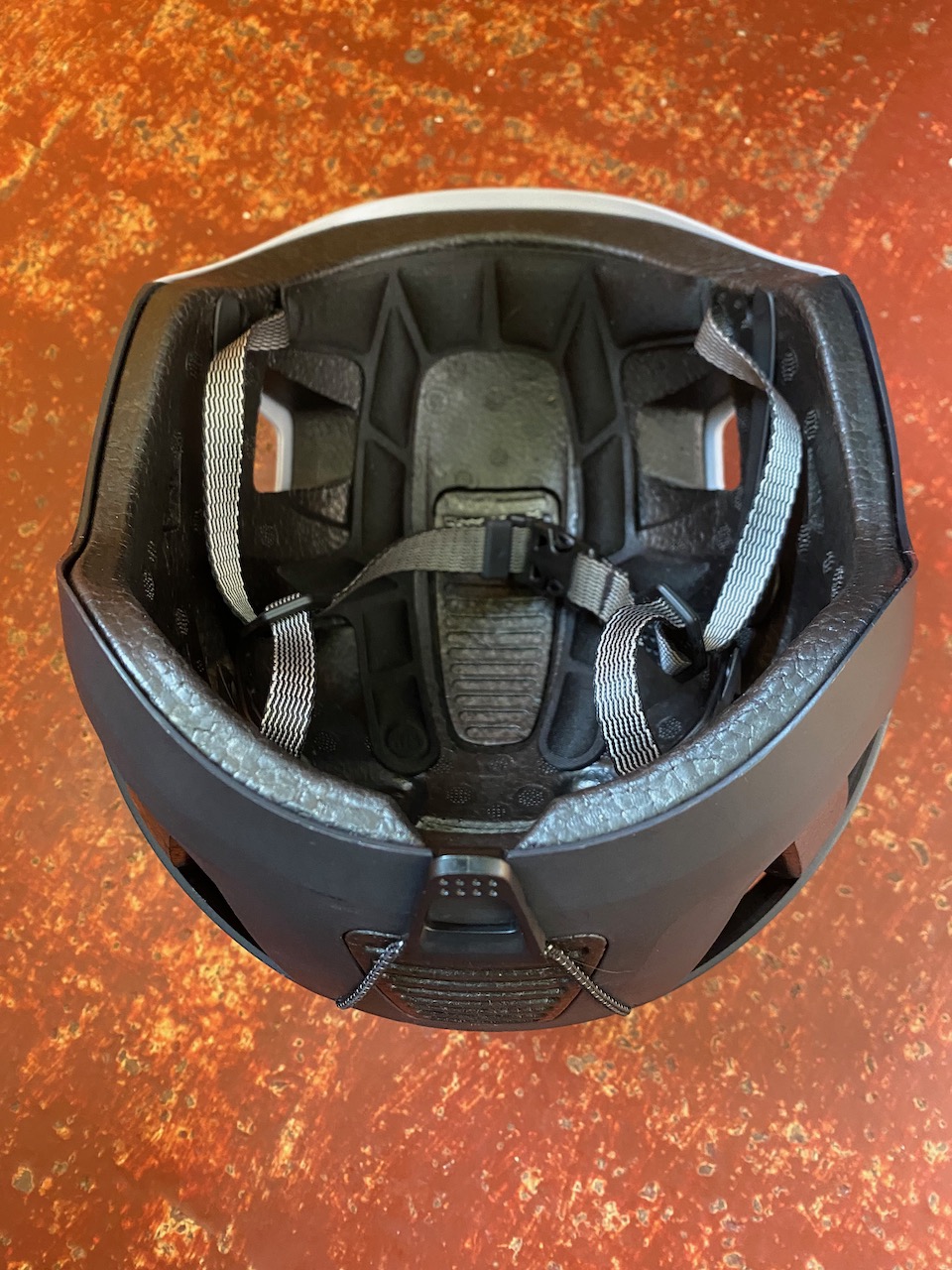 Black Diamond Capitan Helmet Review – Climbing Gear Reviews